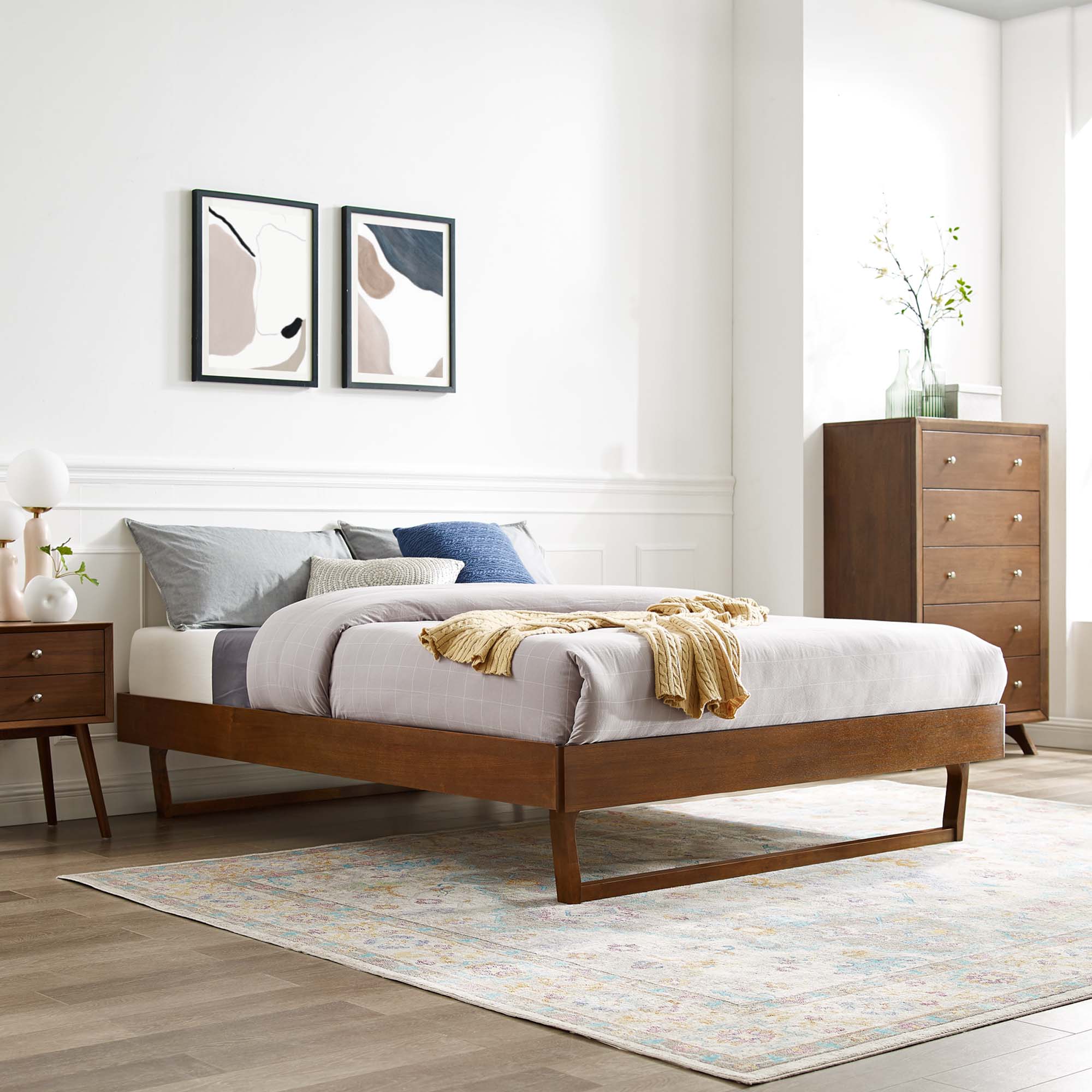 BILLIE BEDS | BEDROOM | STAG & MANOR