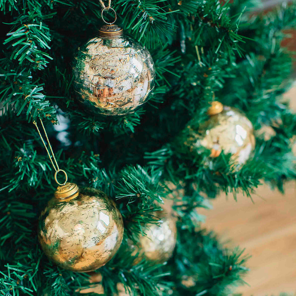 AUBAN ORNAMENT | STAG & MANOR