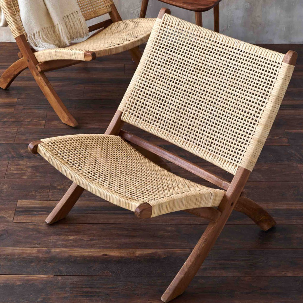 ALTA FOLDING LOUNGE CHAIR | STAG & MANOR