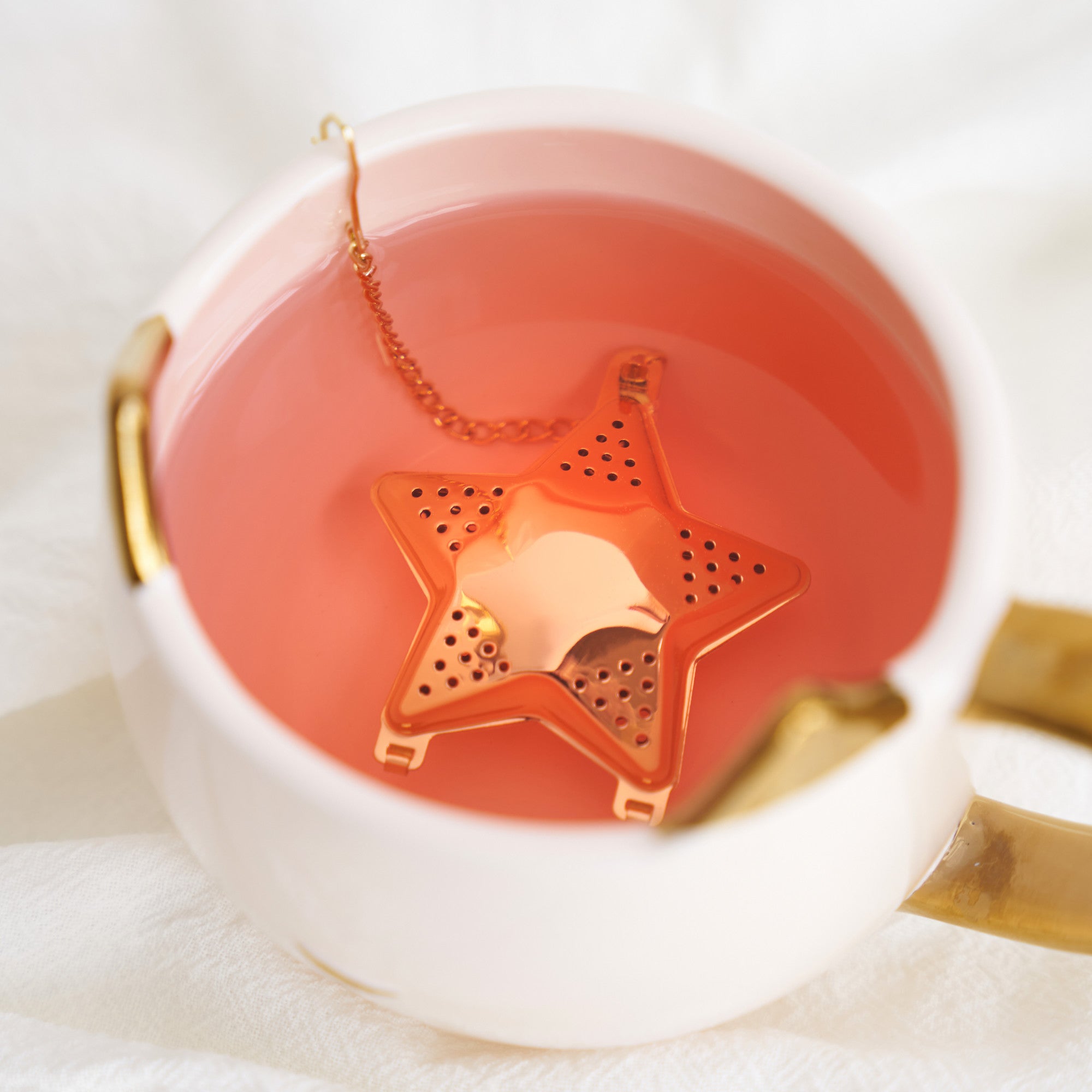 STAR SHAPED TEA INFUSER | STAG & MANOR